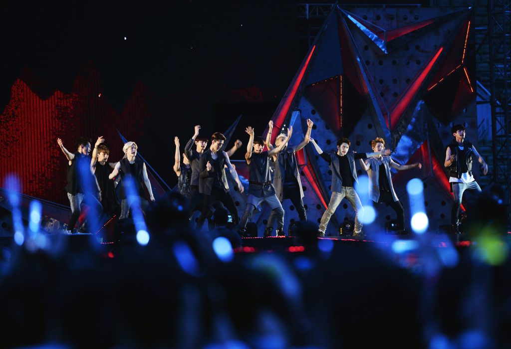 How Long Are Kpop Concerts? [What to Know Before You Go] - Cute Frog ...